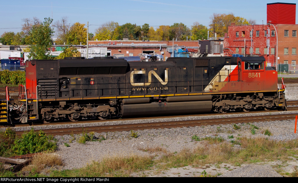 CN 8841